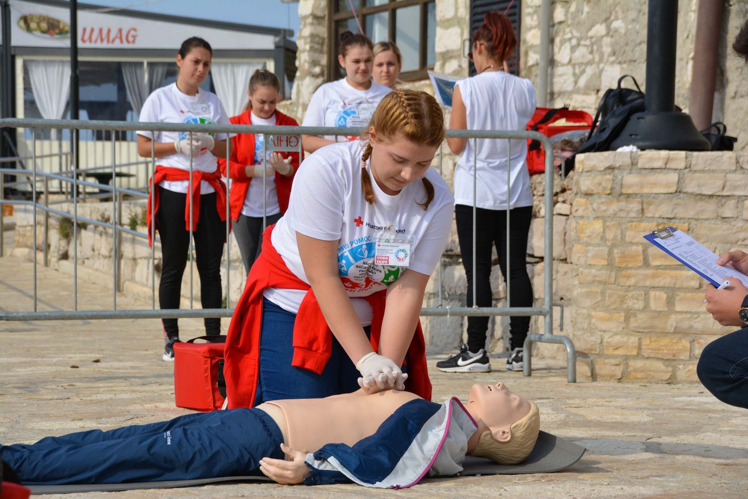 Prva pomoć - Hrvatski Crveni križ